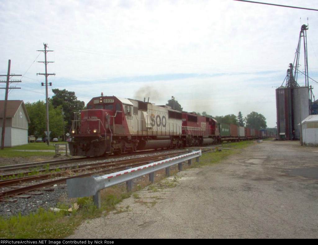 SOO SD60 #6037